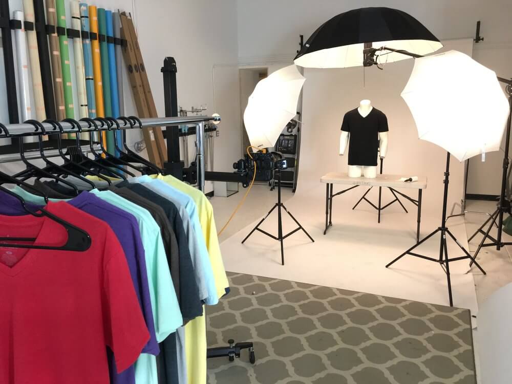 How To Use Ghost Mannequin Photography Effects in 2026