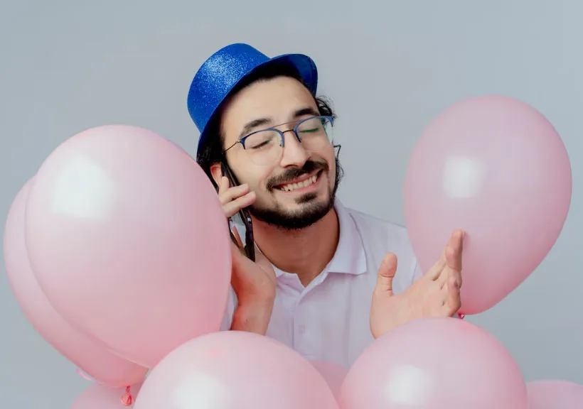 25 Men & Women Professional Headshot Examples - Zenith Clipping